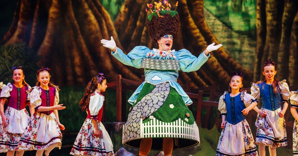 The importance of panto for school children | Fairfield Halls | Croydon